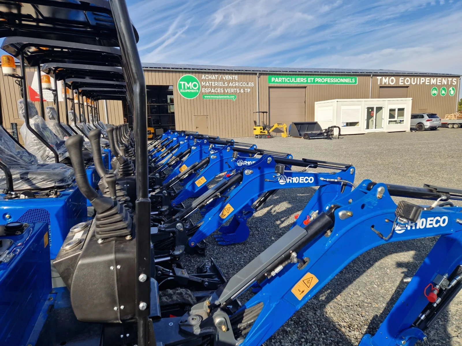 WHY CHOOSE RIPPA MINI EXCAVATORS - Chinese Mini Excavator-Mini Skid ...